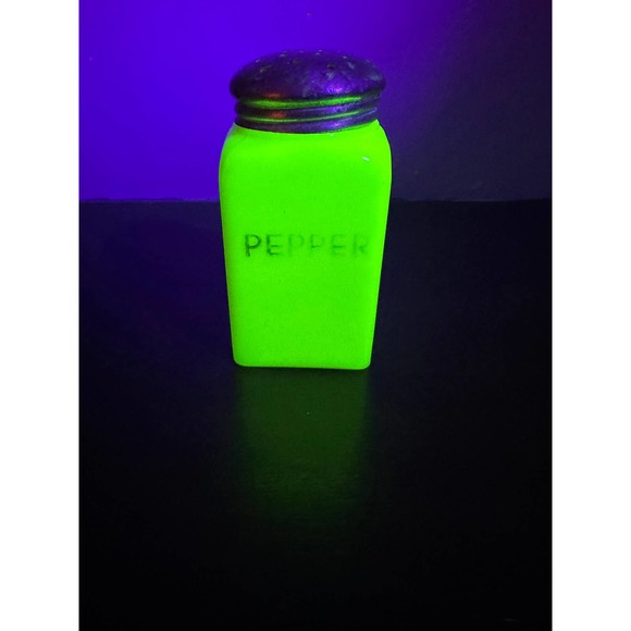 Dining | Vintage Uranium Custard Glass Pepper Shaker | Poshmark